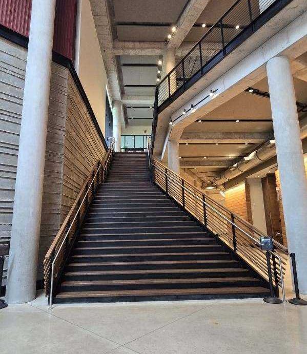 Quality Monumental Stairs & Staircases That Transform your Space